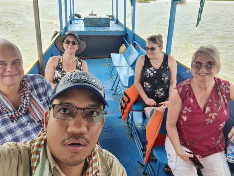 Siem Reap: Angkor Wat and Floating Village Day Tour - Experience and Reviews