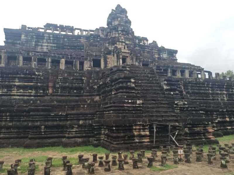 Siem Reap: Angkor Wat, Angkor Thom, and Ta Prohm Tour - Hidden Gems and Unique Stops