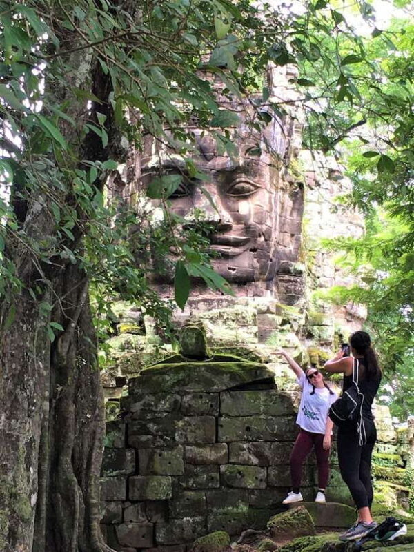 Siem Reap: Angkor Wat, Bayon & Ta Prohm Guided Tour - From the Reviews: Authentic Perspectives