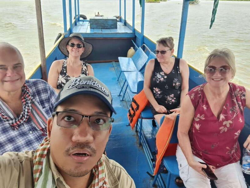 Siem Reap: Angkor Wat, Floating Village, Apsara Dance Show - Key Points
