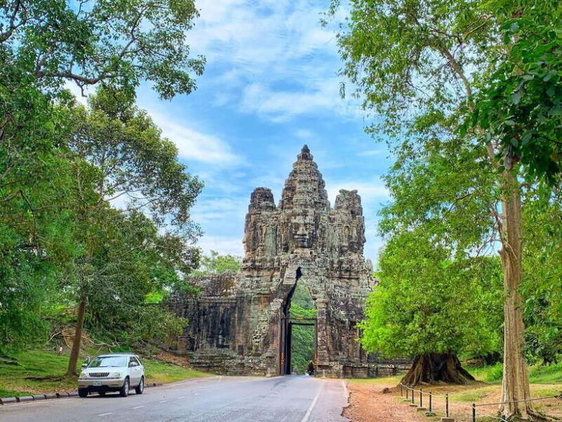 Siem Reap: Angkor Wat Private Tour by Tuk-Tuk - Key Points