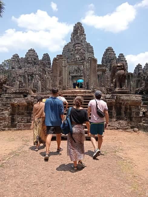 Siem Reap: Angkor Wat Small-Group Day Tour - Authentic Experiences and Reviews