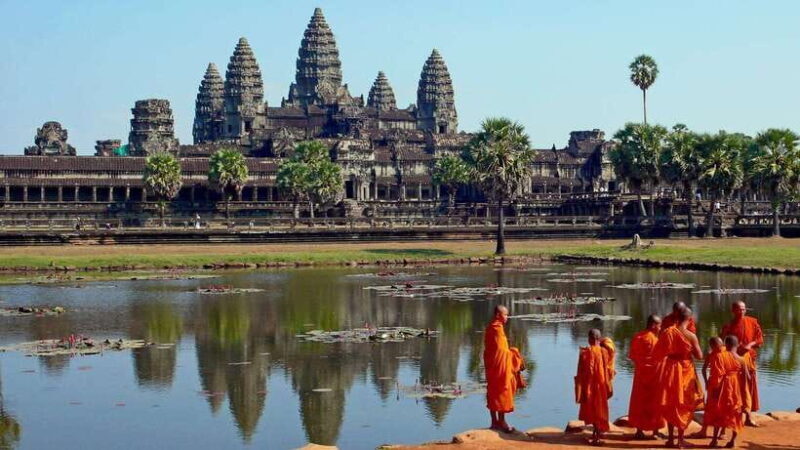 Siem Reap: Angkor Wat: Small-Group Sunrise or Sunset Tour - A Closer Look at the Tour Itinerary