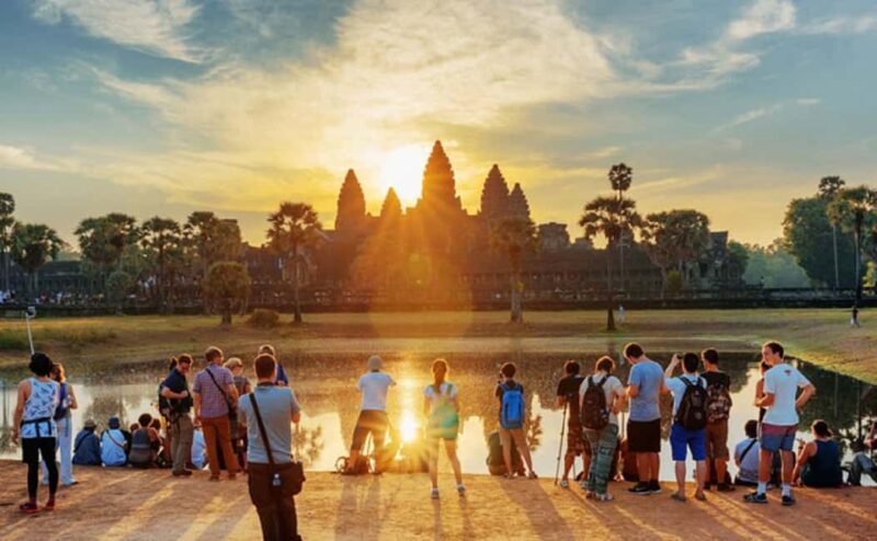 Siem Reap: Angkor Wat Sunrise Tour with Spanish Guide - Who will enjoy this tour most?