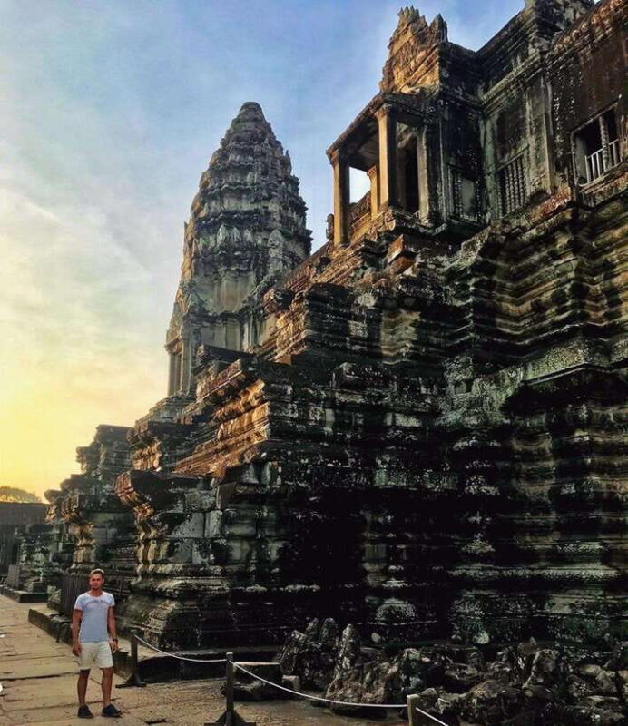 Siem Reap: Angkor Wat Sunrise Tour with Spanish Guide - The Sum Up