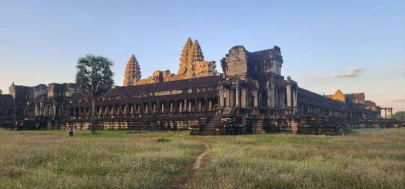 Siem Reap: Angkor Wat Tour with Portuguese-Speaking Guide - Practical Tips for Travelers