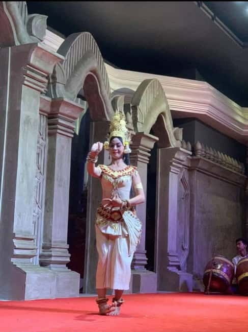 Siem Reap: Apsara Show Buffet Dinner & A/C Vehicle Transfer - Post-Show and Return Journey