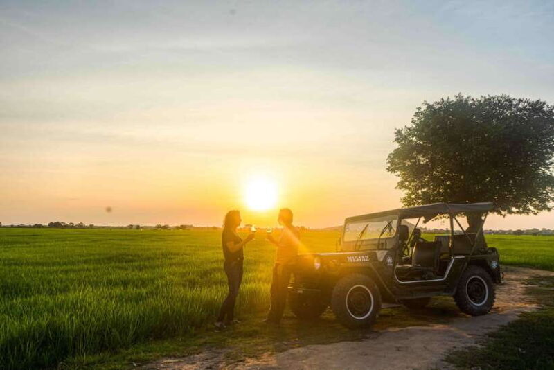 Siem Reap: Countryside Sunset Jeep Tour with Drinks - Exploring Cambodia’s Countryside in Style and Comfort