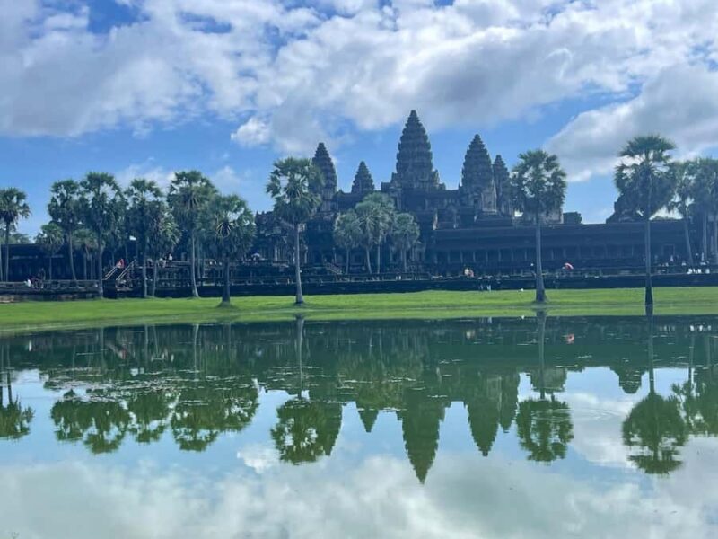 Siem Reap: Exclusive Angkor Wat Sunrise Tour by Tuk-Tuk - Key Points