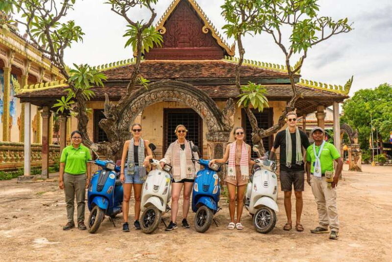 Siem Reap: Floating Village Sunset Boat Guided Vespa Tour - Detailed Breakdown of the Itinerary