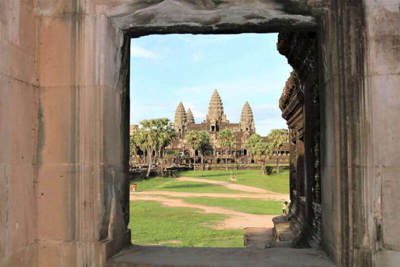 Siem Reap: Full-Day Temples w/ Private Transport - Key Points