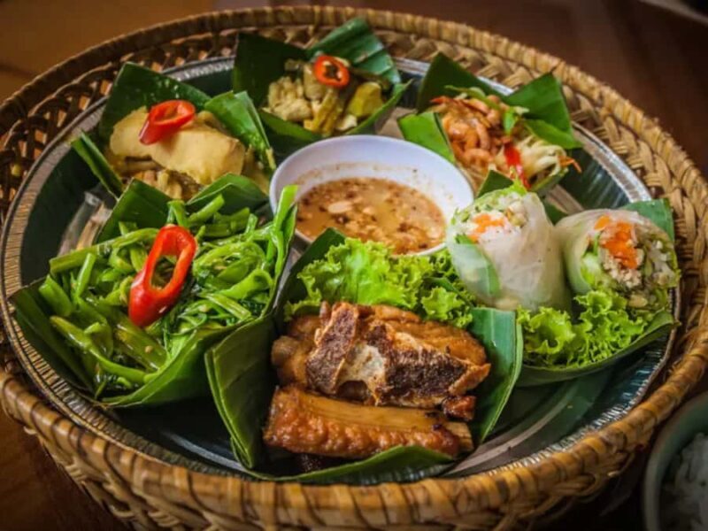 Siem Reap: Hidden Gems Food Tour with Tuk Tuk Ride - Key Points