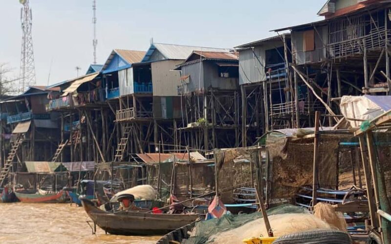 Siem Reap: Kampong Phluk, War Museum, & Killing Field Tour - Analyzing Value and Practicality