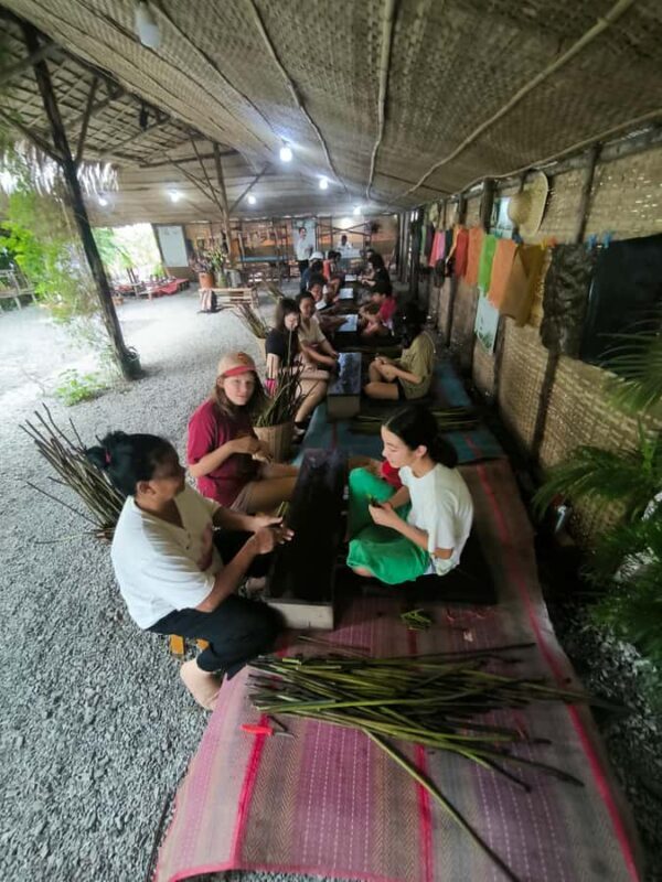 Siem Reap: Lotus Silk Farm - Tour, Lake & Artisan immersion - Who Will Love This Tour?