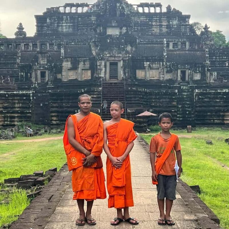 Siem Reap: Personalized Angkor Wat Sunrise/Set & Local Guide - Overview of the Tour Experience