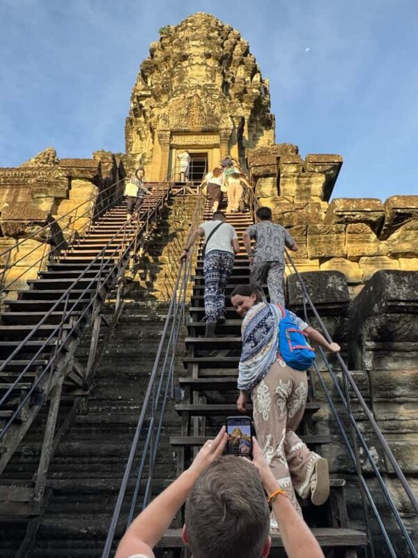 Siem Reap & Phnom Penh: 6-Day Tour Package Guided with Meals - Key Points
