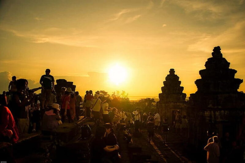 Siem Reap: Private Angkor Wat & Bakheng Mountain Sunset Tour - Who Will Love This Tour?
