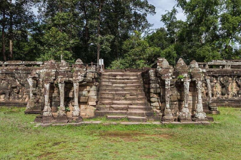 Siem Reap: Private Temple Tour full day by car or Minivan - FAQ