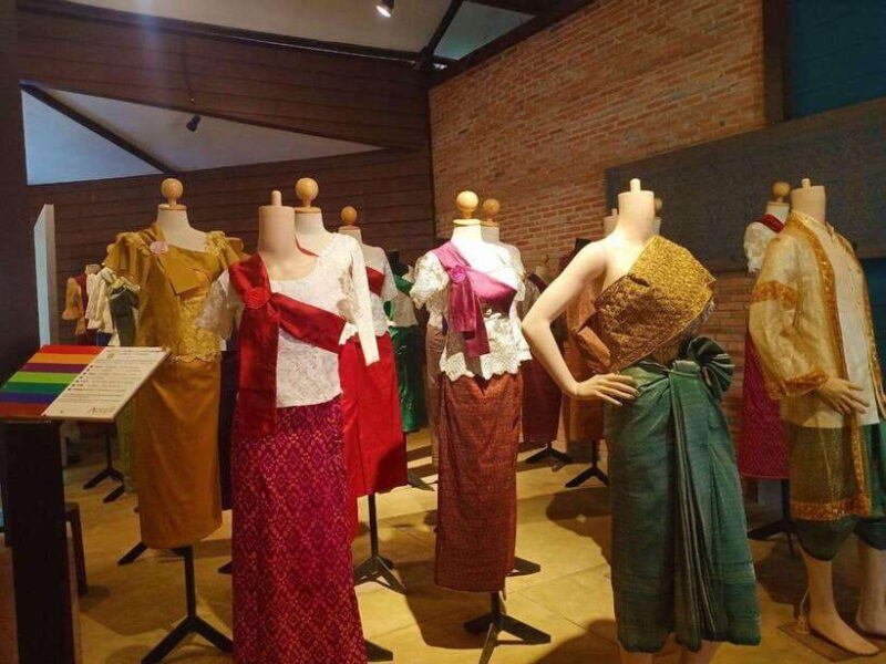 Siem Reap: Rolous Group Temples and Handicraft Center Tour - FAQ