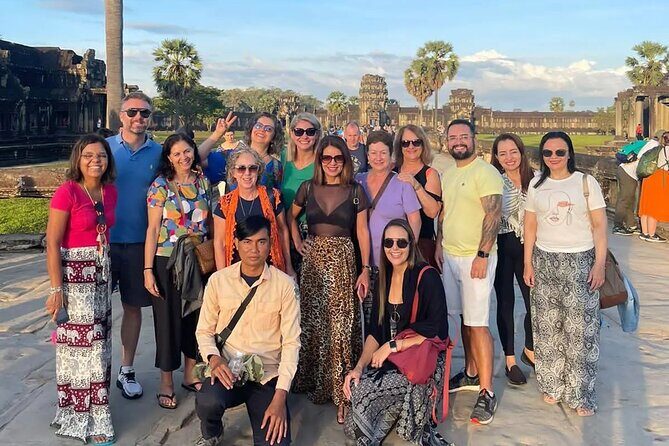 Siem Reap Shared Full-Day Guided Tour of Angkor Temples - The Crown Jewel: Angkor Wat