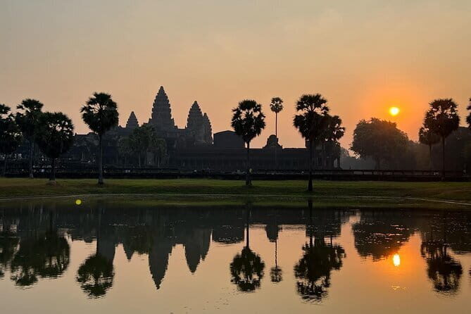Siem Reap Sunrise Private Tour - Key Points