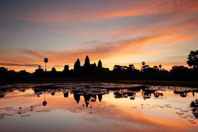 Siem Reap Sunrise Small-Group Tour of Angkor Wat - Key Points