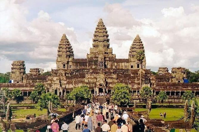 Siem Reap Sunrise Small-Group Tour of Angkor Wat - Who Should Consider This Tour?