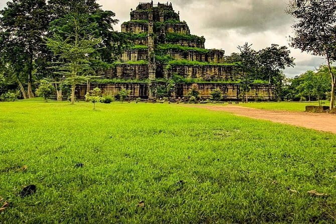Siem Reap Tour- Koh Ker & Beng Mealea Full-Day Join-in Tour - Introduction: A Day of Hidden Temples in Cambodia