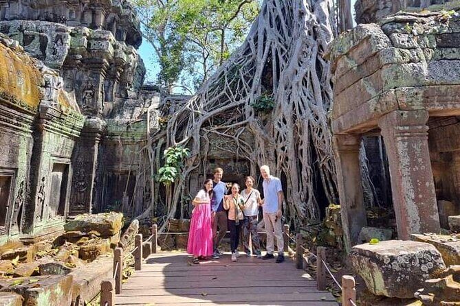 Siem Reap Tours -Explore Angkor Tour with Sunset - Exploring Angkor Thoms South Gate