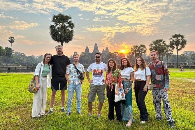 Siem Reap Tours -Explore Angkor Tour with Sunset - Climbing Baphuon and Discovering Ta Prohm