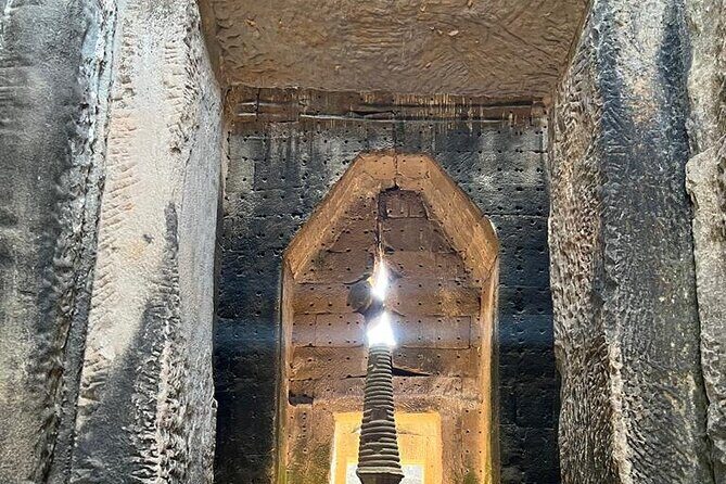 Siem Reap: Two Days Private Angkor Sunrise & Sunset Tour - Who Should Consider This Tour?