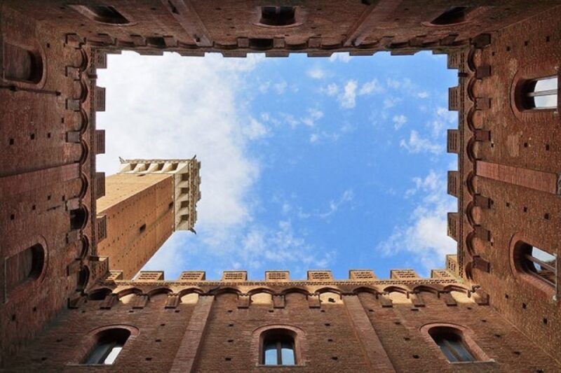Siena: 3h Private City Walking Tour with Optional Cathedral - The Experience of a Guided Tour
