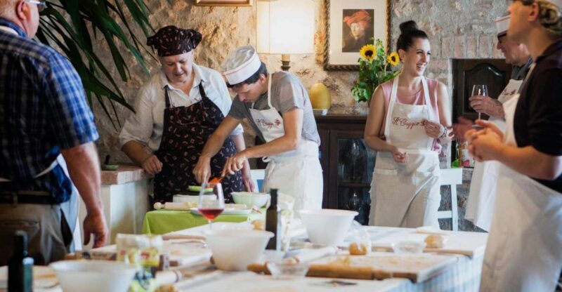 Siena countryside: cooking class in a real Tuscan farmhouse - Key Points