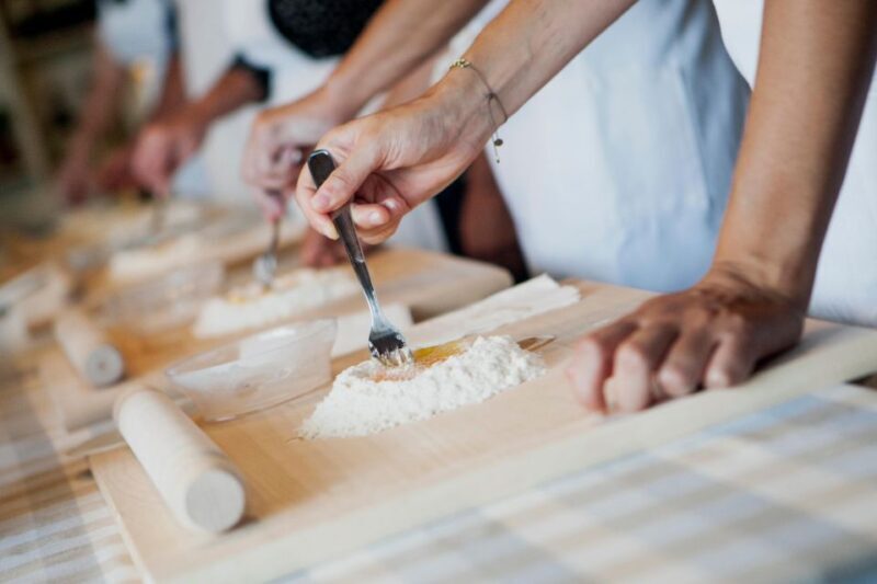 Siena countryside: cooking class in a real Tuscan farmhouse - Pricing and Value