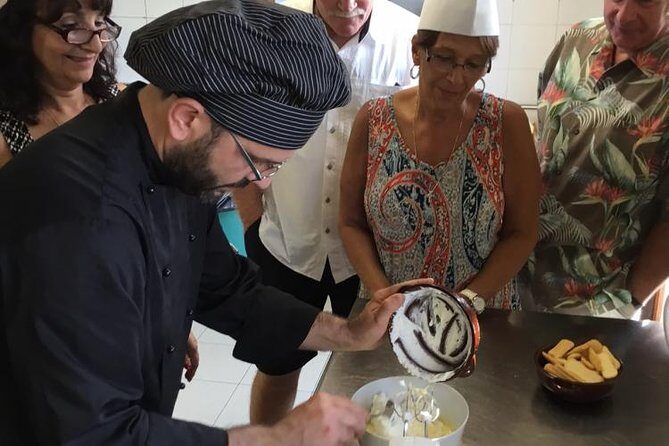 Siena countryside: cooking class in an exclusive estate - Discovering Tuscany with a Hands-On Cooking Class in the Siena Countryside