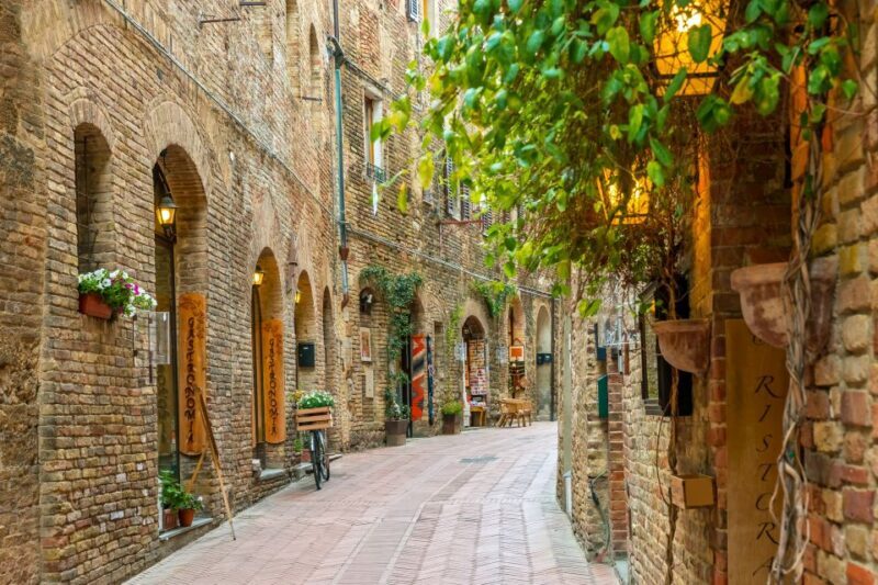 Siena San Gimignano Private Full-Day Tour by Deluxe Car - FAQ