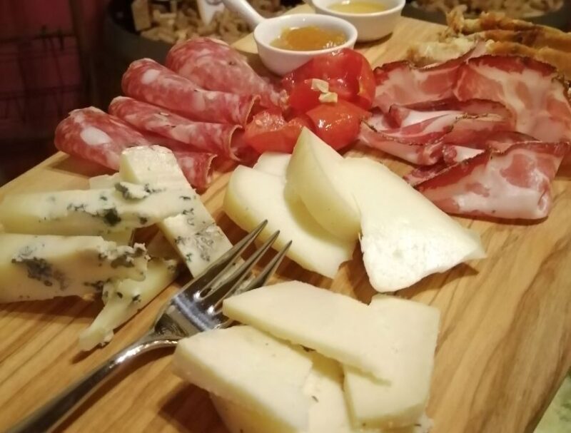 Siena: Tuscan Classics Wine Tasting Class with Aperitivo - The Sum Up: Who Will Love This Experience?