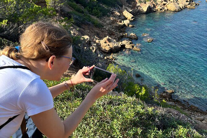 Sierra de Tramuntana hike with transportation and small picnic - Authenticity and Local Flair