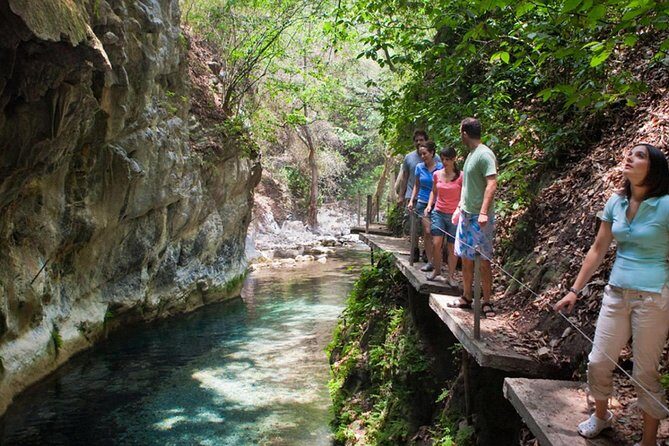 Sierra Gorda Tour in 1 day with starting from Querétaro - Pinal de Amoles: Mining Town with a Legend of Fog