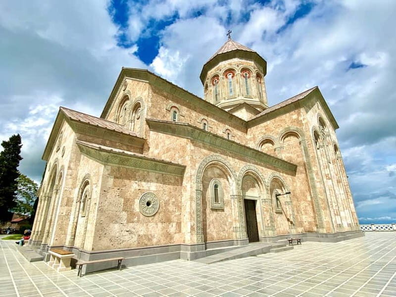 Sighnaghi, David Gareja & Rainbow mountains Private tour - FAQ