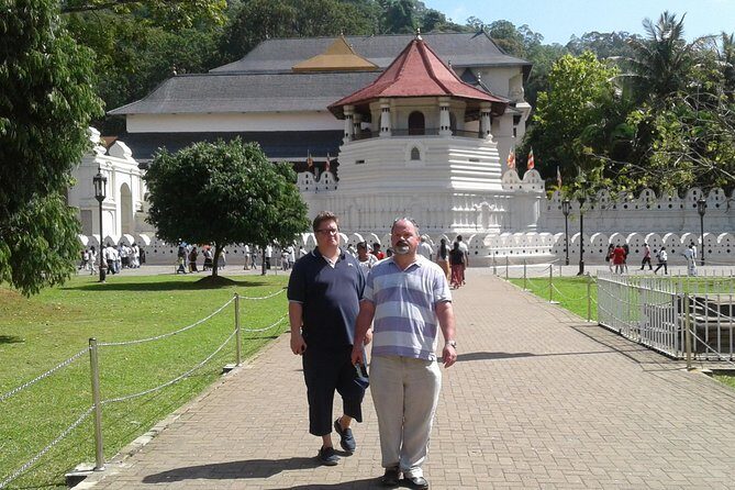 Sight Scenes Tour : 6 Days - Weighing the Value and the Experience