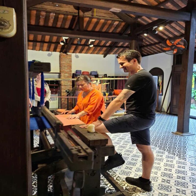 Sightsing Of The Silk Production Process - What We Think About the Price and Value