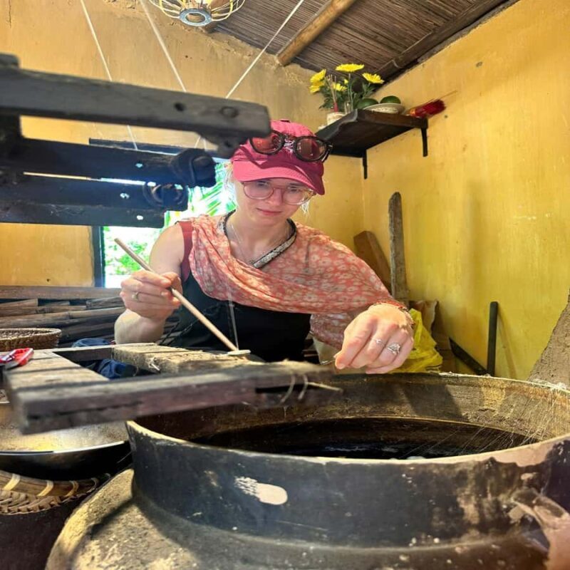 Sightsing Of The Silk Production Process - FAQ