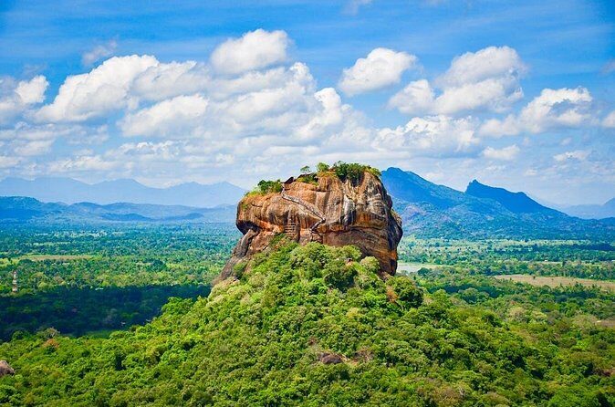 Sigiriya and Dambulla Day Tour from Kalutara All Inclusive - FAQs