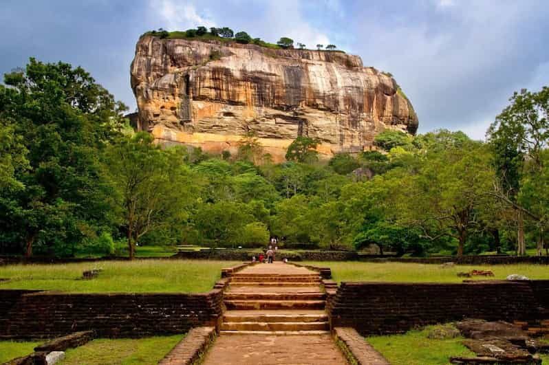 Sigiriya: Dambulla Cave Temple Day Tour From Colombo - The Sum Up