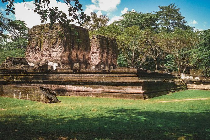 Sigiriya, Polonnaruwa & Dambulla "Trilogy" Day Tour from Colombo - Dambulla Cave Temple: A Sacred Sanctuary