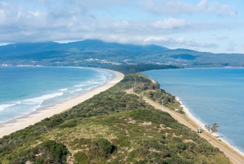 Signature Bruny Island Tour - Hobart & SE Tasmania - Exploring the Signature Bruny Island Tour