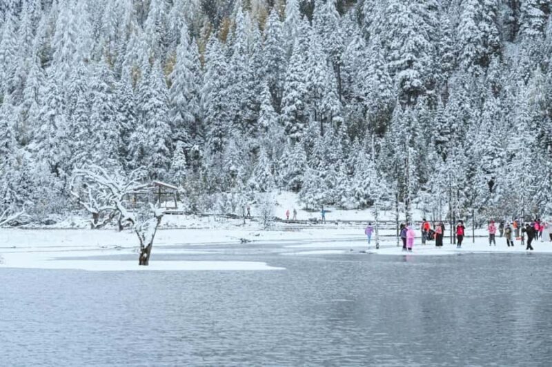 Siguniang Mountain Vibes: Peaks, Lakes & Night Lights - FAQ