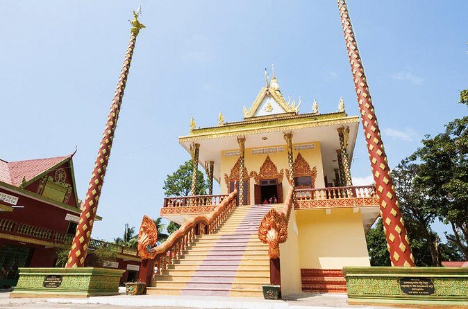 Sihanoukville Sightseeing Small Group Tour with Lunch - Who Will Benefit Most?