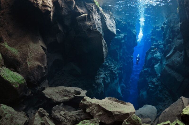 Silfra: Diving Between Tectonic Plates - FAQ